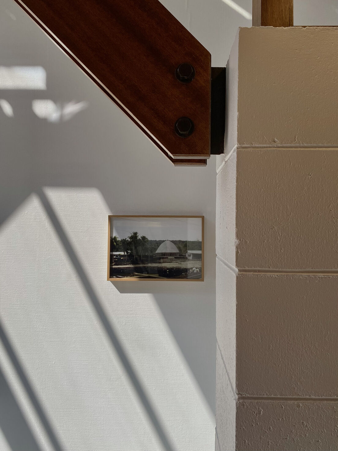 Oceanic Architectural Routes: The photographic archive of Mike Austin ...