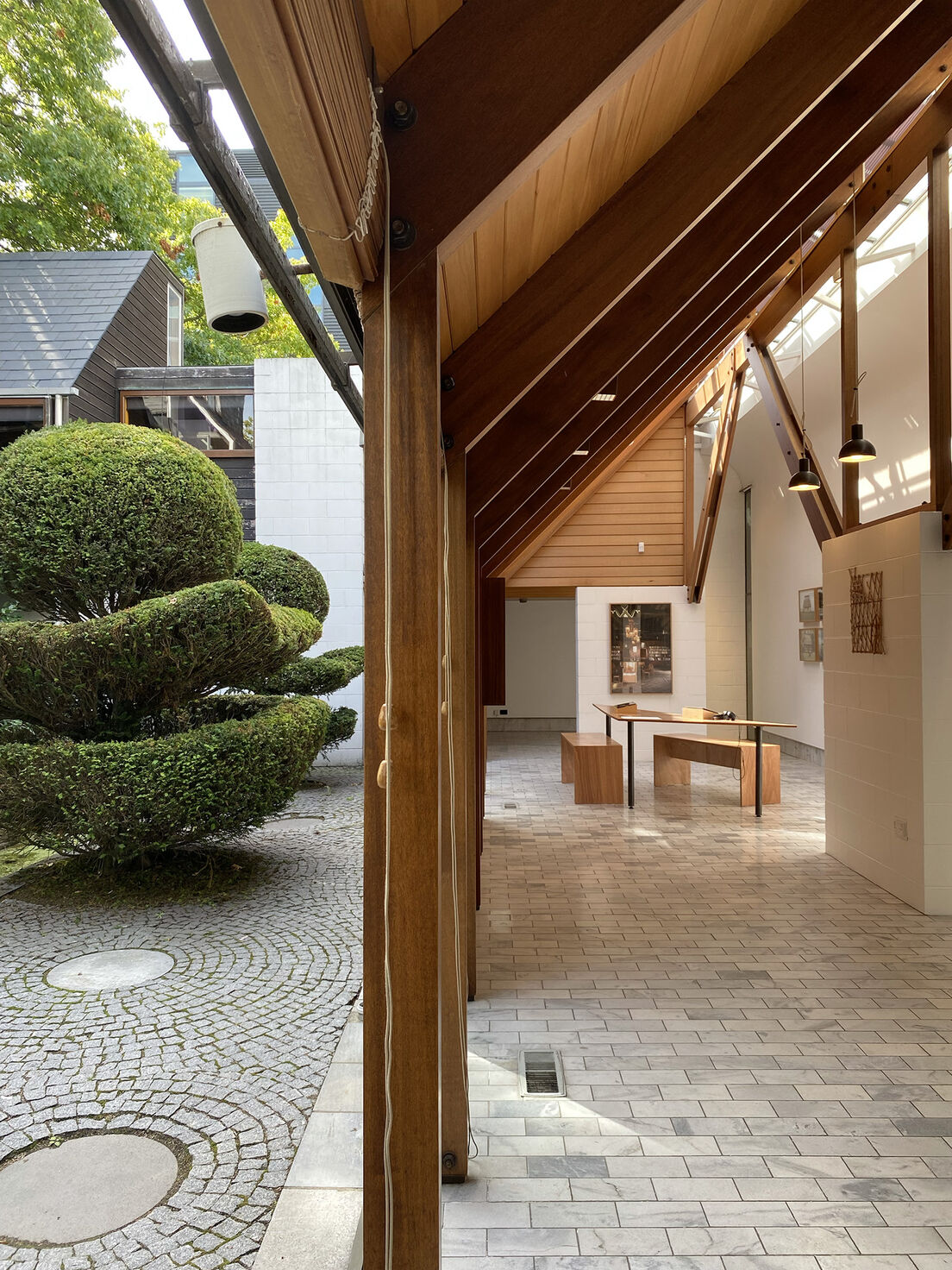 Oceanic Architectural Routes: The photographic archive of Mike Austin ...